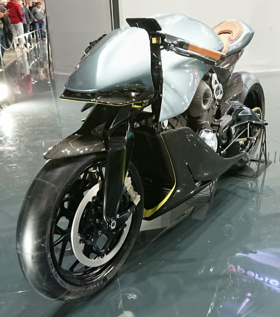 ASTON MARTIN, una exclusiva moto, para unos pocos. – Directomotor